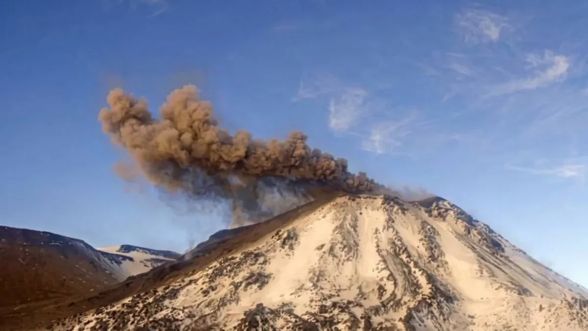 Alerta amarilla en volcán chileno: posibles efectos en la región de Neuquén